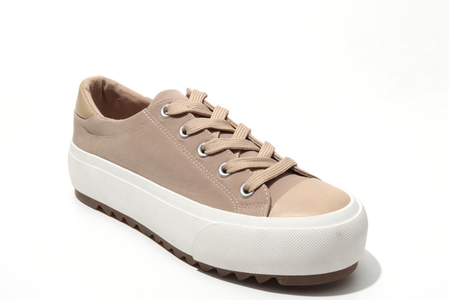 PRODUCTS - ZHEJIANG HUANQIU SHOES CO., LTD.